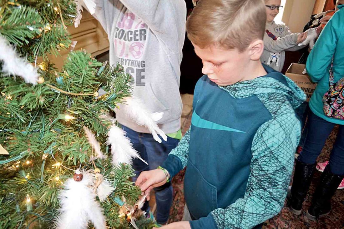 Harmar Elementary School students tour Henry Fearing House Museum ...
